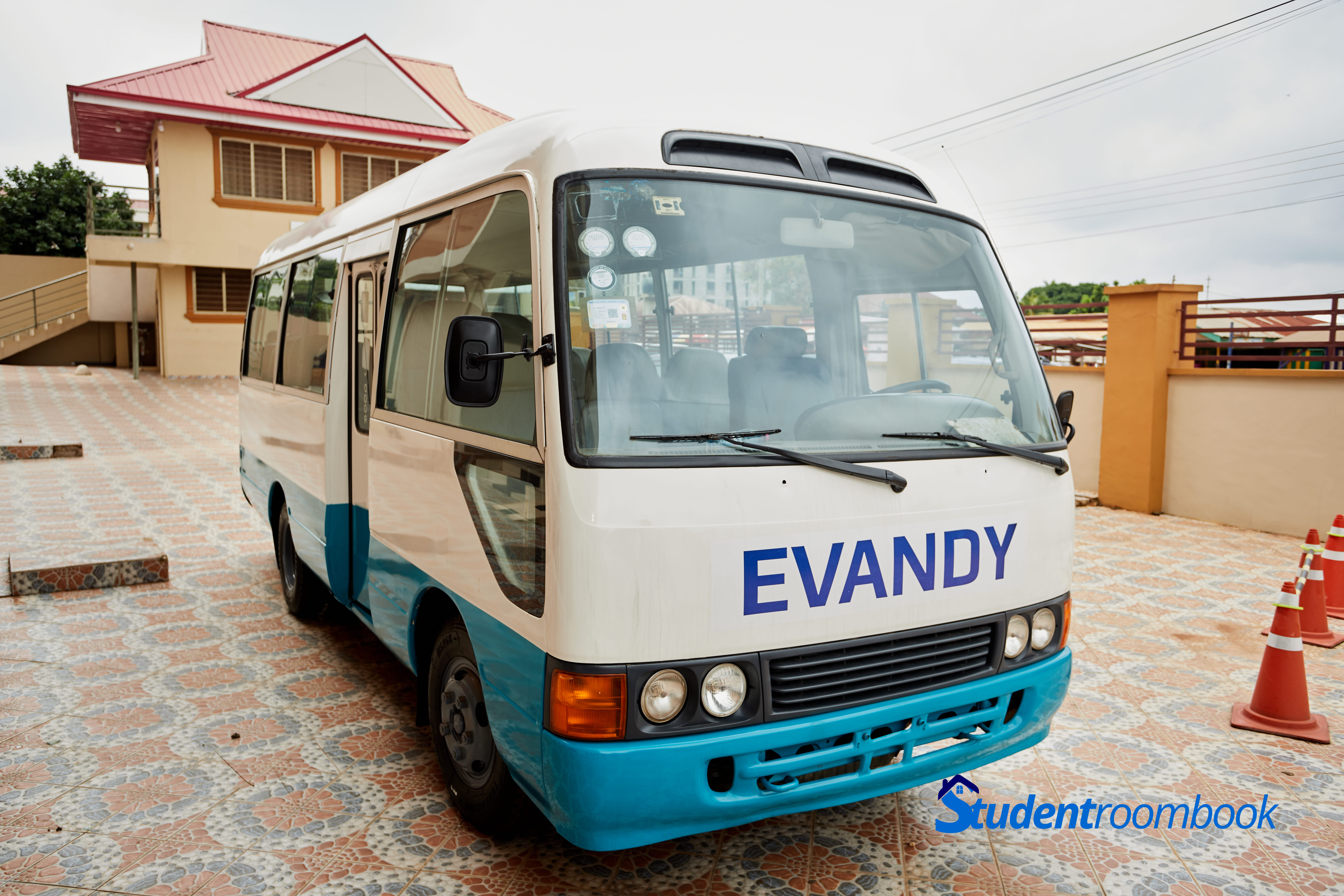 Student Room Book - EVANDY HOSTEL